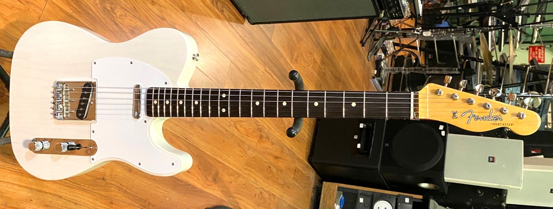 Used Guitars and Guitar Amps for Sale at Rogue Music Store